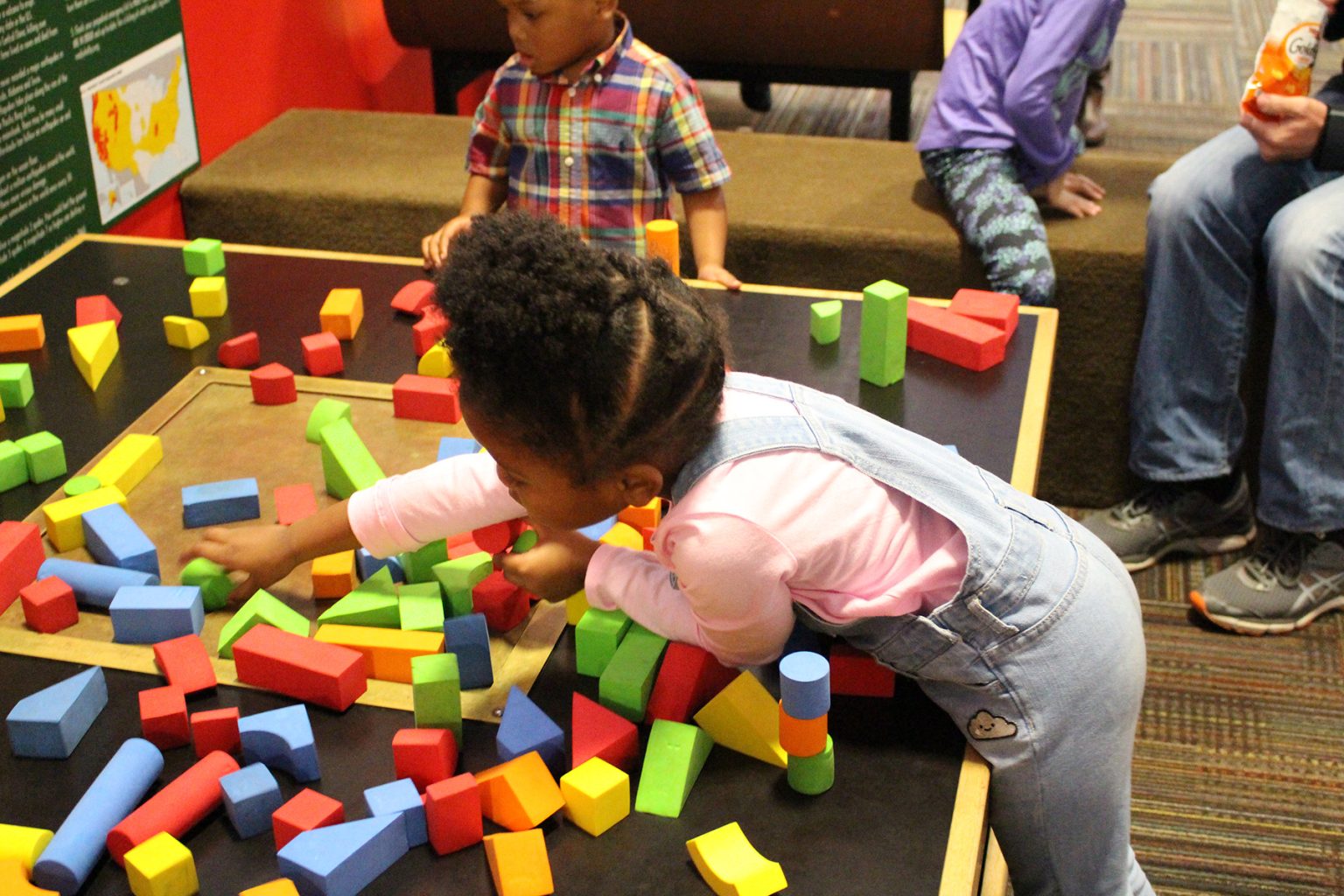 Earthquake Table - Children’s Museum of Memphis